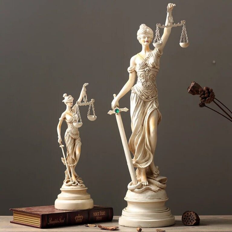 Themis Greek Goddess Of Justice Resin Sculpture Retro Decorative Statue ...