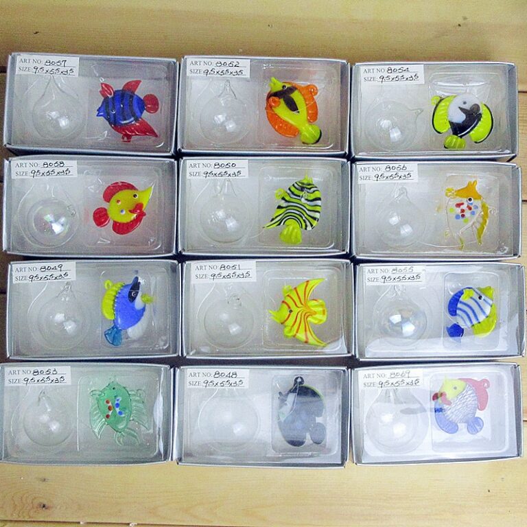 Hand Blown Miniature Aquarium Fish Figurine Floating Glass Lampwork ...