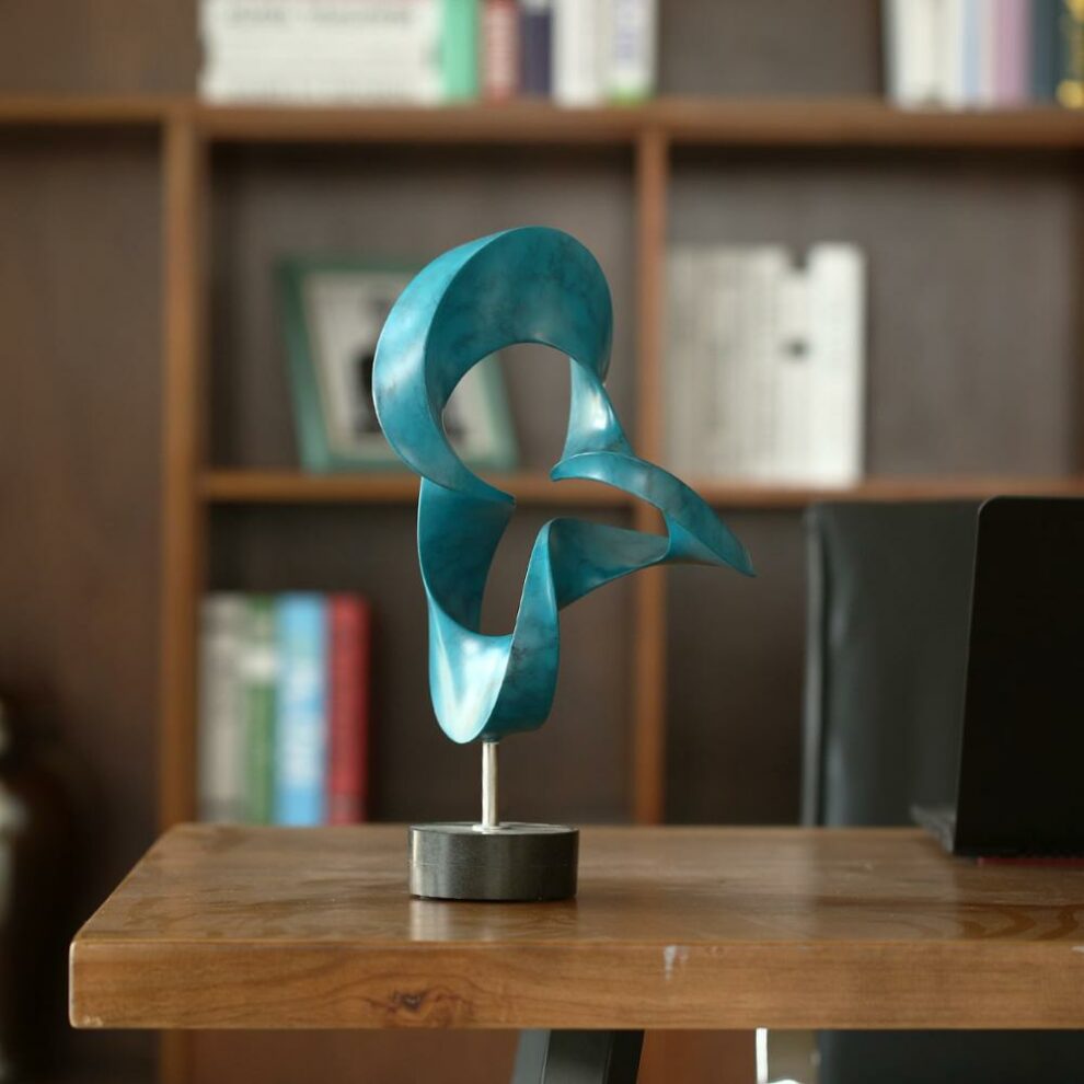 Modern Abstract Resin Statue 3d Flame Sculpture Blue White Room Decor | ClassySculptures.com ...